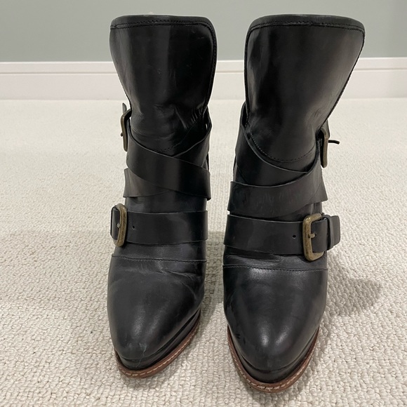 Uterque | Shoes | Uterque Black Leather Ankle Boots | Poshmark